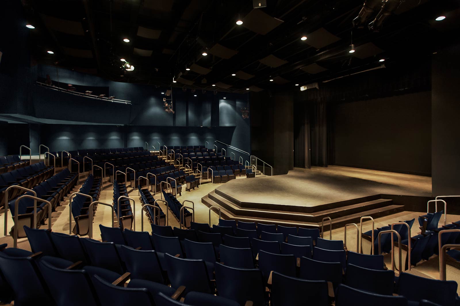 A Noise Within :: Pasadena, California